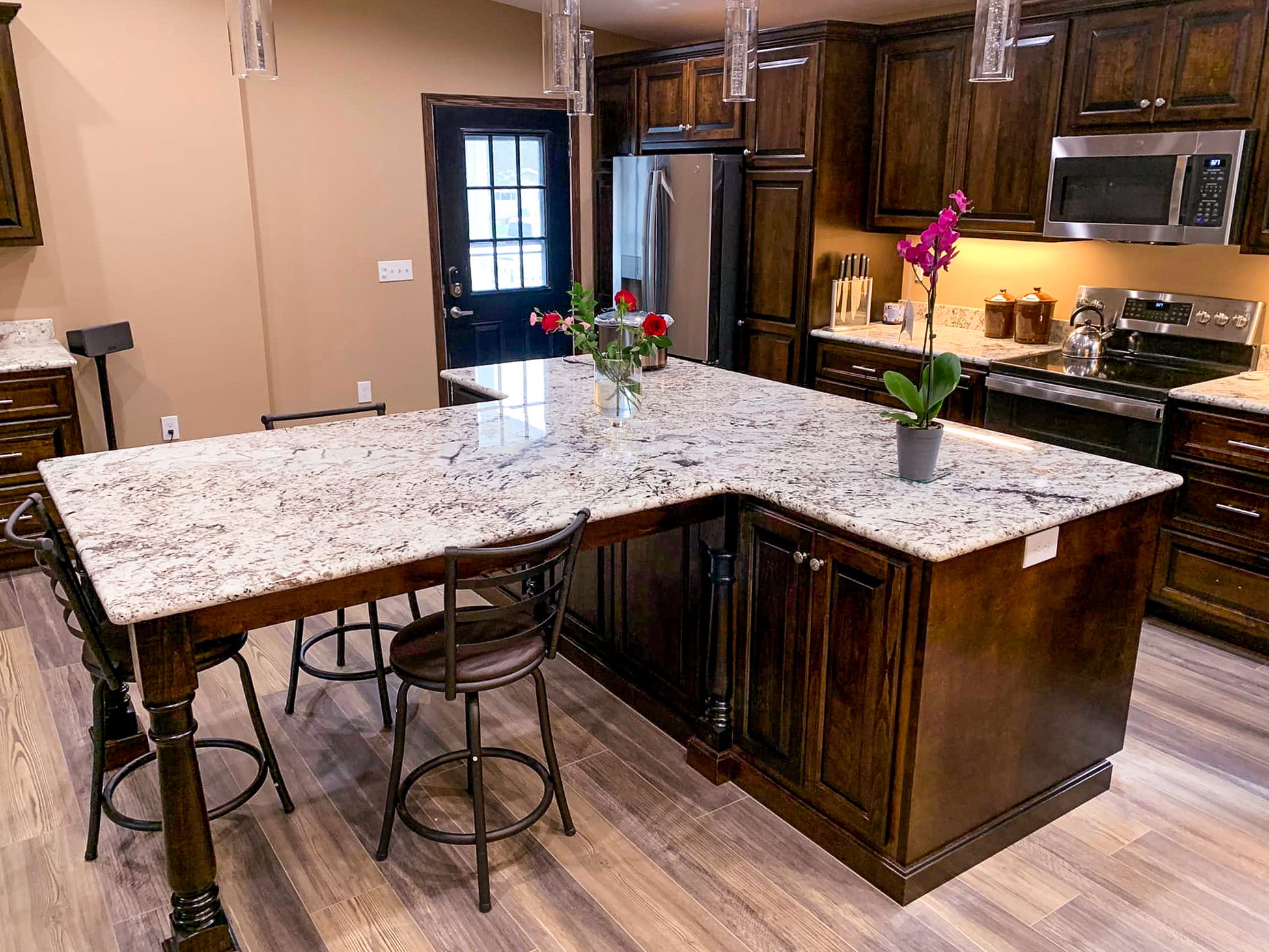 Custom Kitchens & Remodeling - Mc Nair Construction